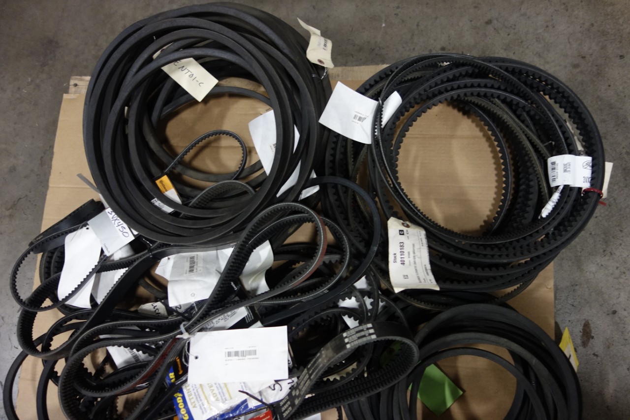 2 PALLETS OF ASSORTED BELTS