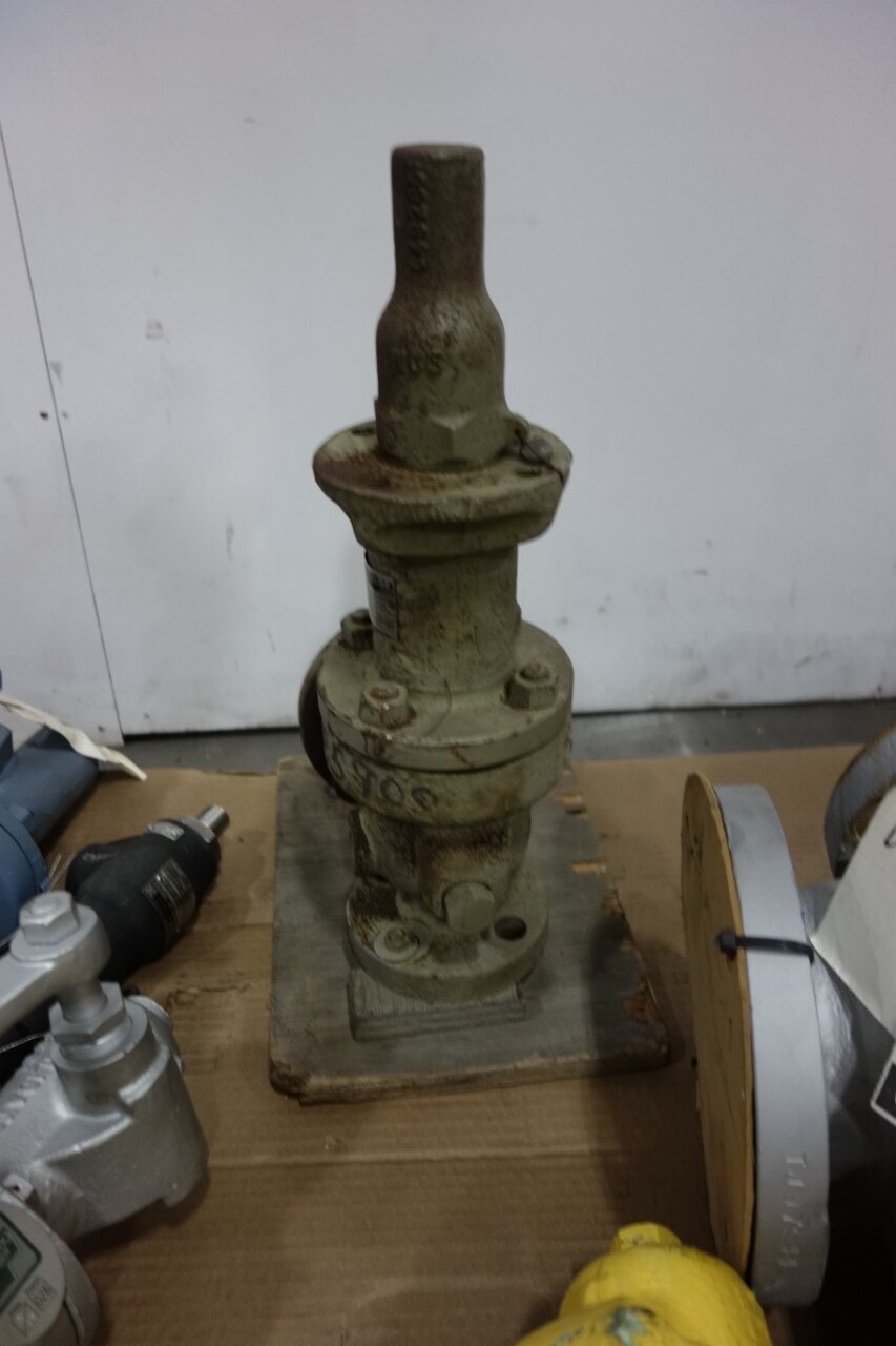 2 PALLETS OF ASSORTED RELIEF VALVES