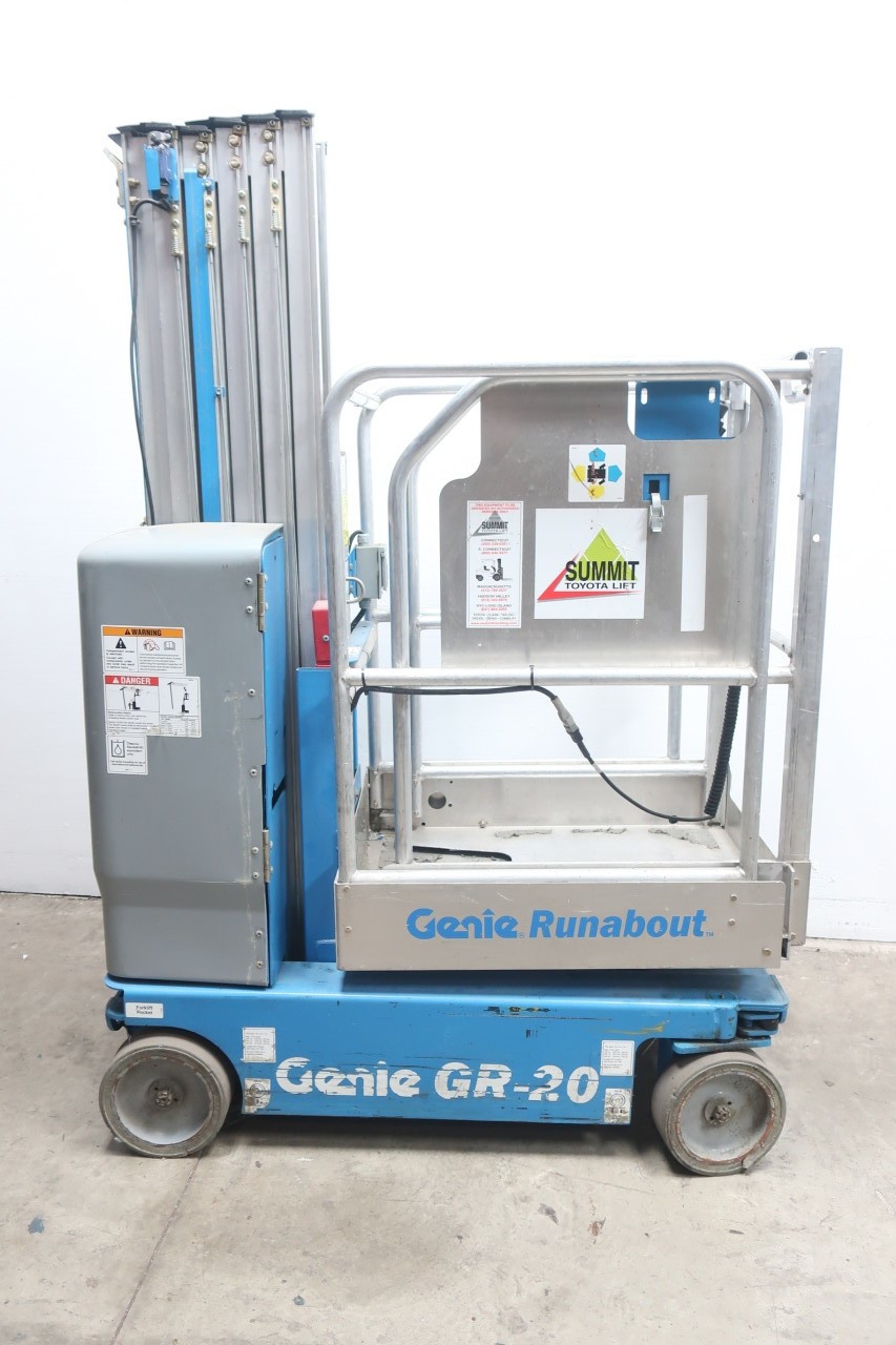 GENIE GR-20 ELECTRIC PERSONNEL VERTICAL MAN LIFT For Sale | Aucto