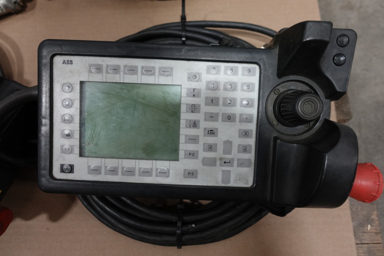 LOT OF 4 ABB ROBOT CONTROLLERS For Sale | Aucto
