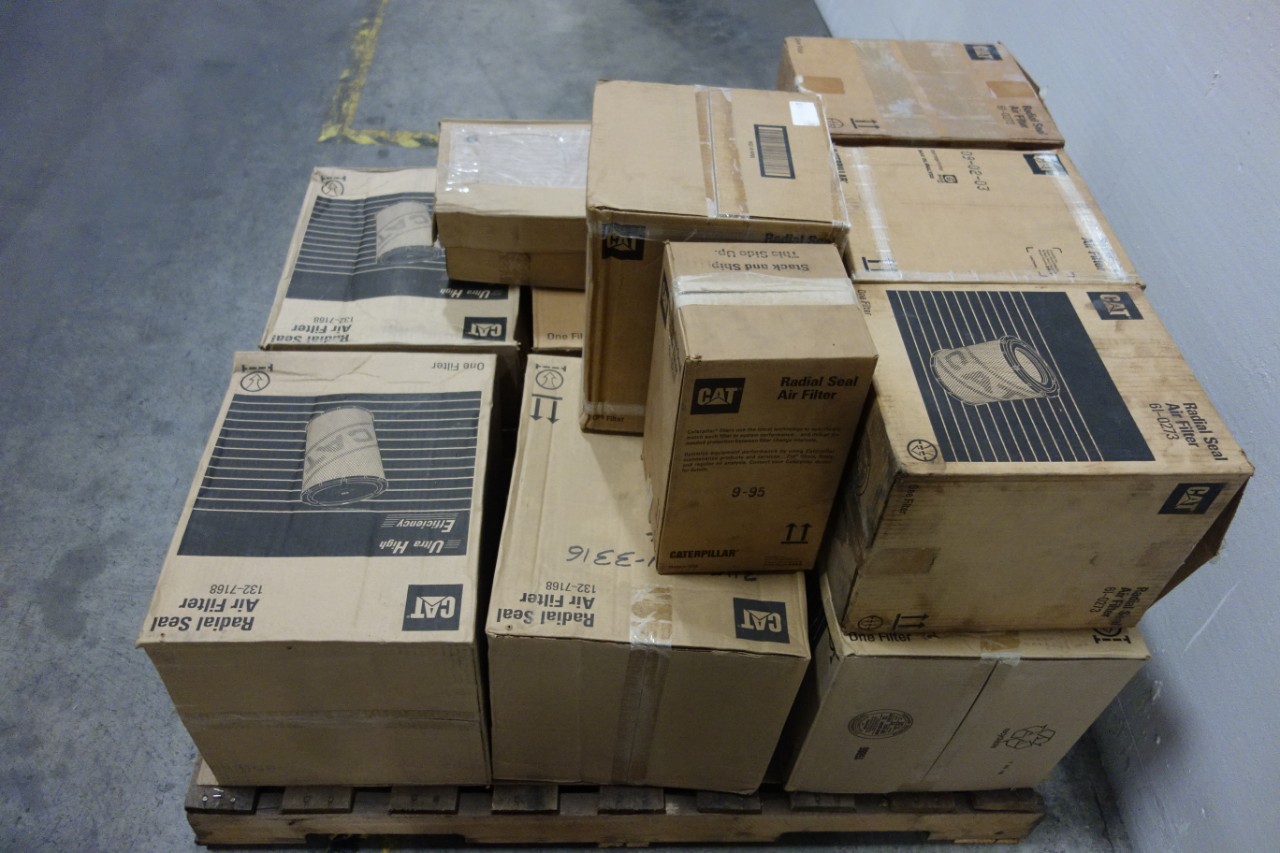 LOT OF ASSORTED CATERPILLAR PARTS AND ACCESSORIES