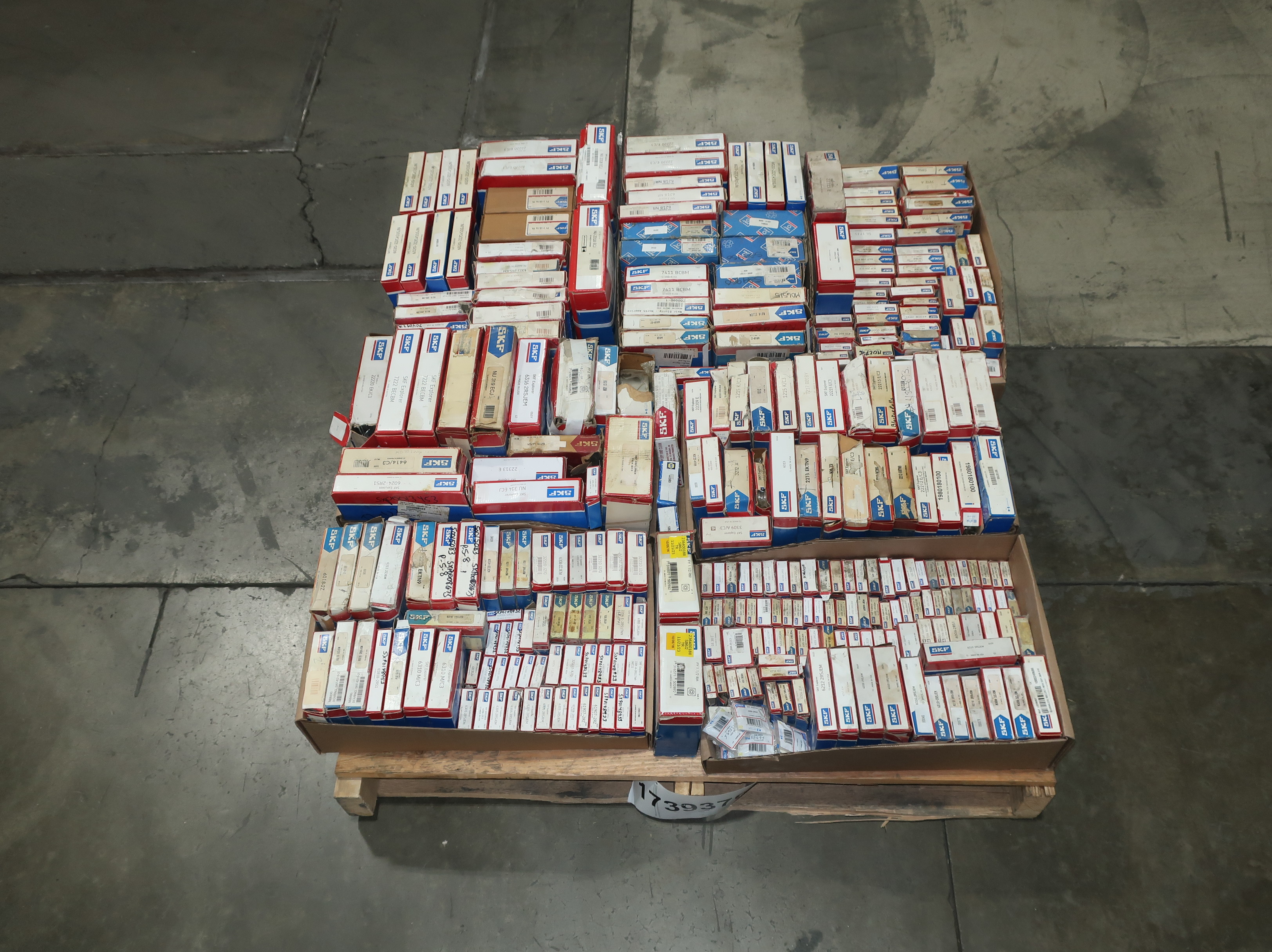 SKU 1739370 - PALLET OF ASSORTED SKF BEARINGS, ROLLER, BALL For Sale ...