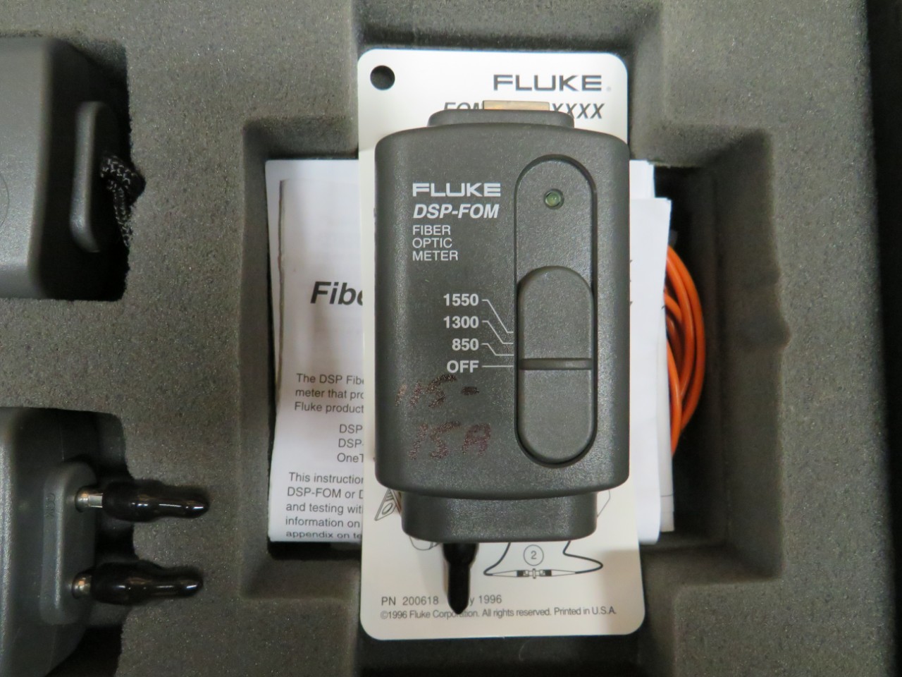 FLUKE FIBER TEST ACCESSORY, W/ FLUKE FOS 850/1300 FIBER OPTIC SOURCE ...