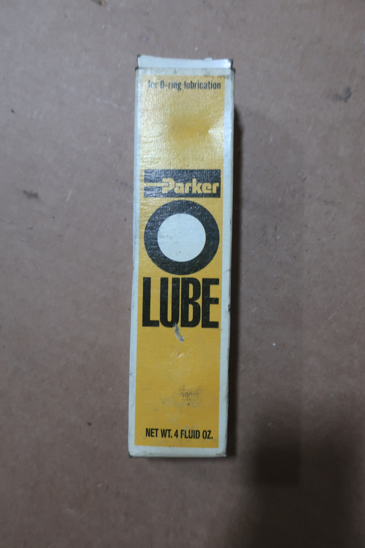 2 PALLETS OF ASSORTED LUBRICANTS AND SPRAY PAINT