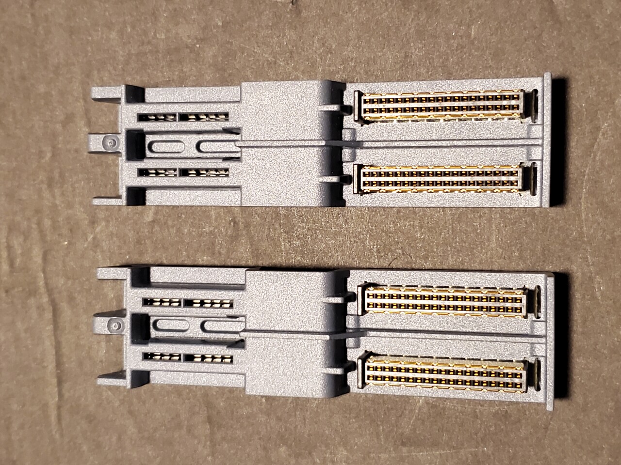 Lot of 2 Siemens S7-1500 Bus connector