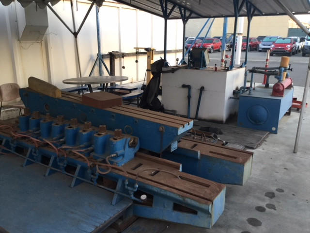 ERCO 220 Ton Skin Stretch Press For Sale | Aucto