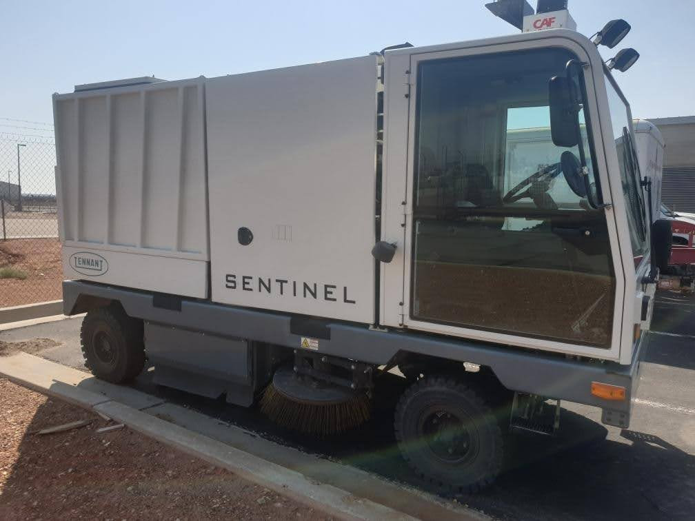 2014 Tennant Sentinel Street Sweeper