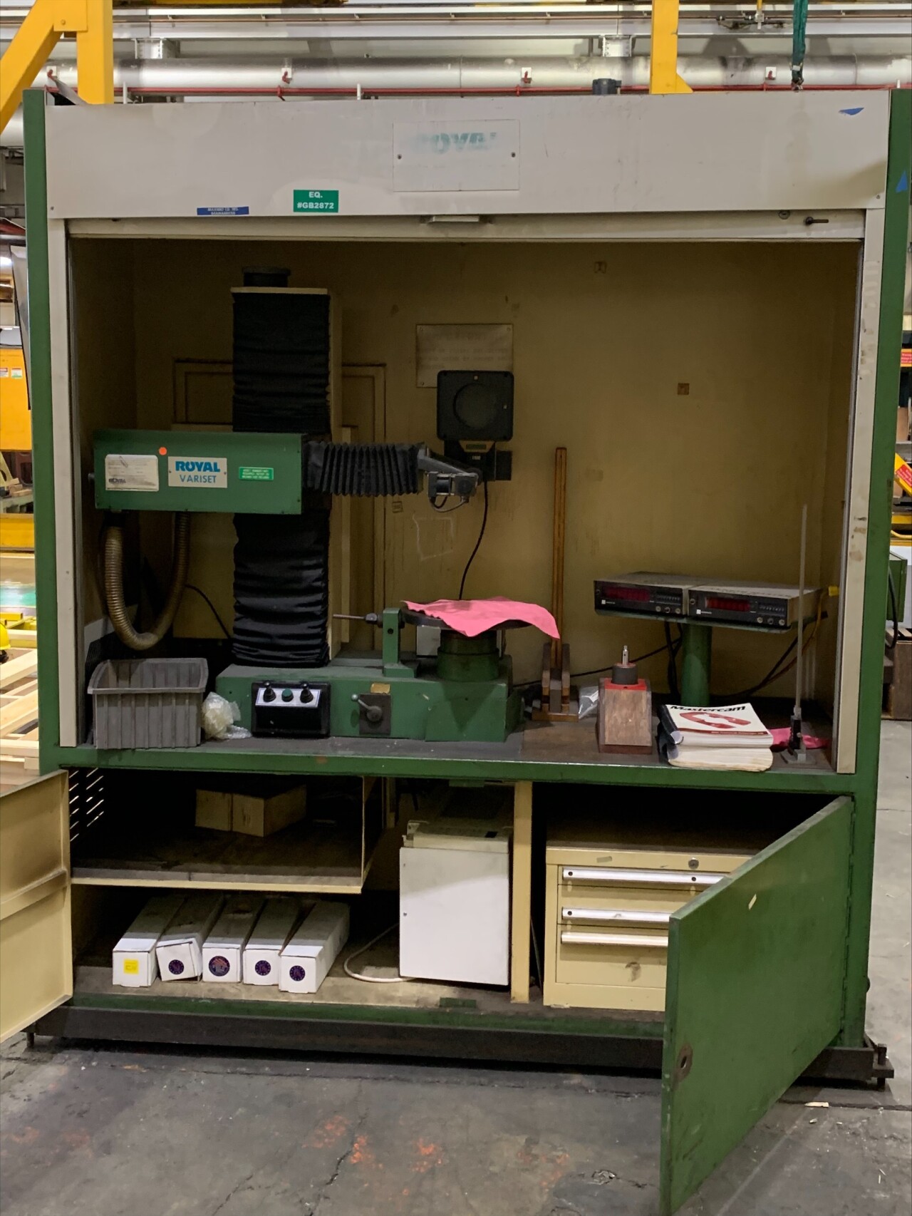 Variset Tool Setter in Enclosure For Sale | Aucto