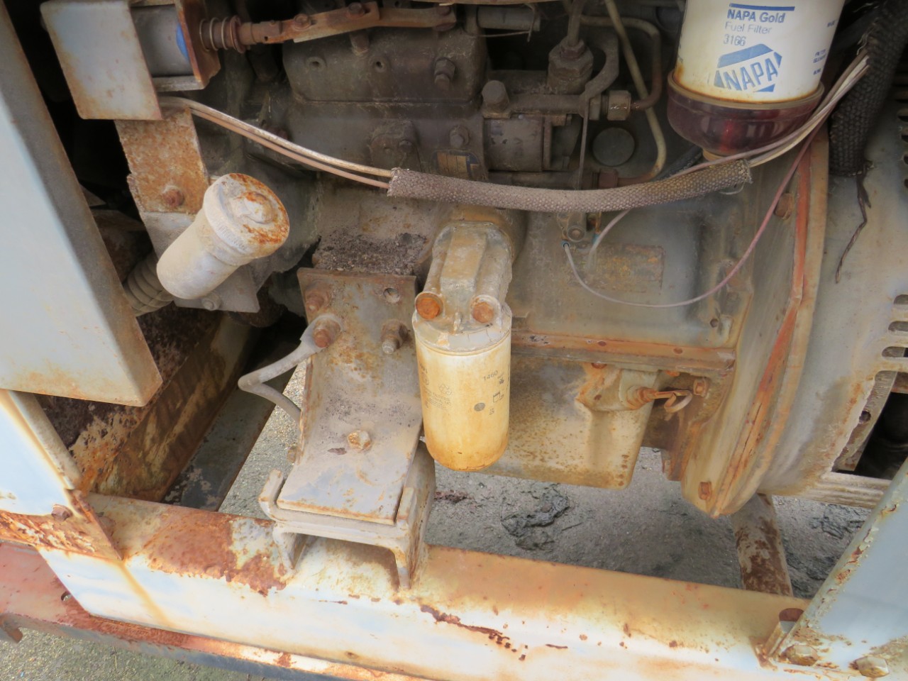 LINCOLN SA-250 D3.152 TRAILER DC ARC WELDER For Sale | Aucto