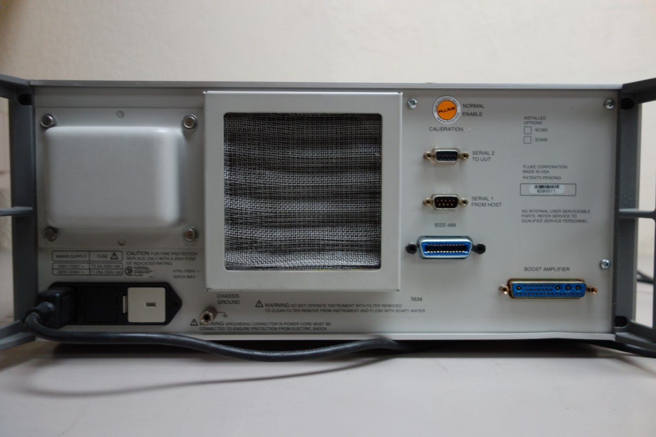 Fluke 5500A Multi-Product Calibrator