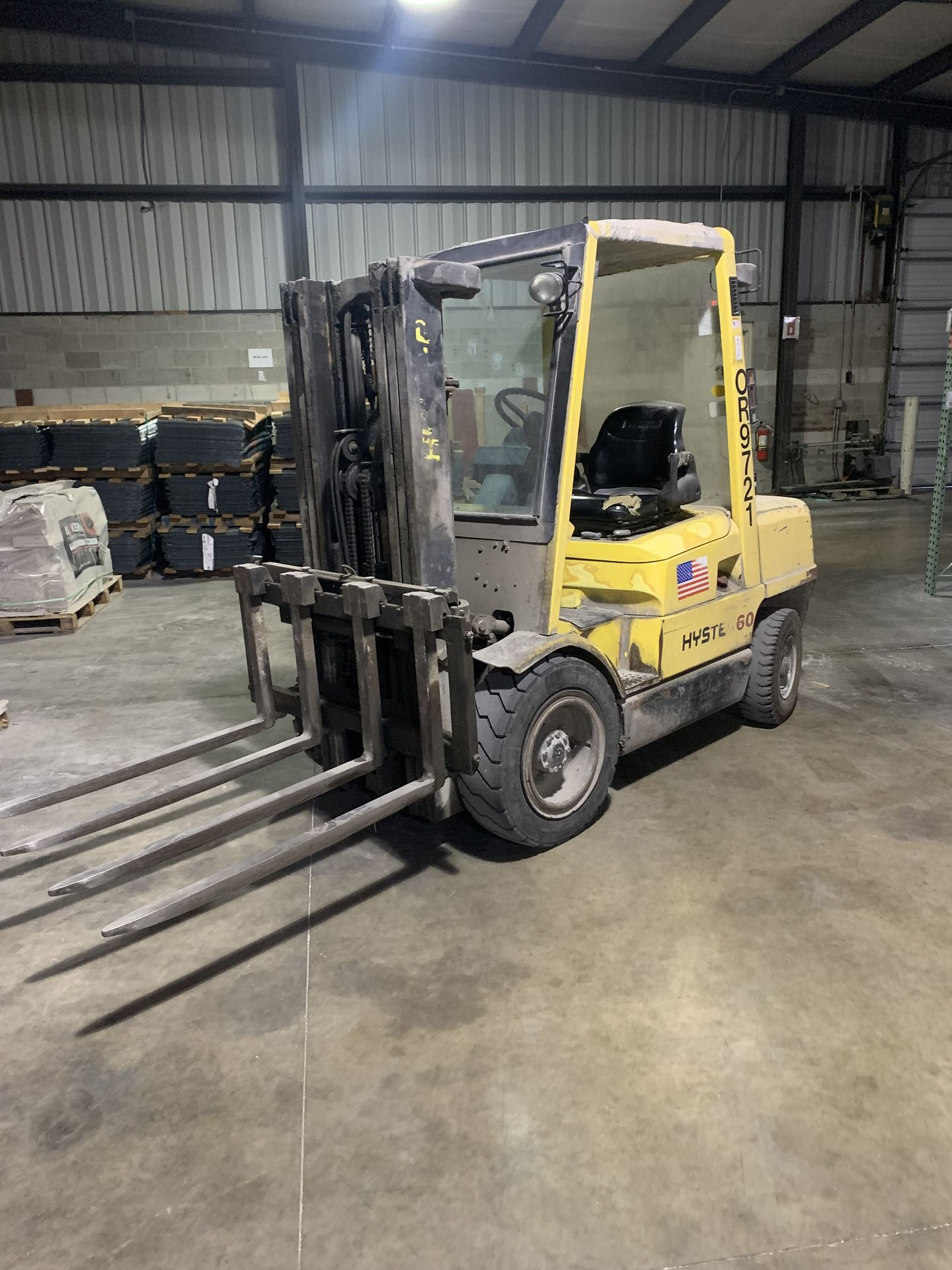 2003 HYSTER H60XM COUNTERBALANCE FORKLIFT