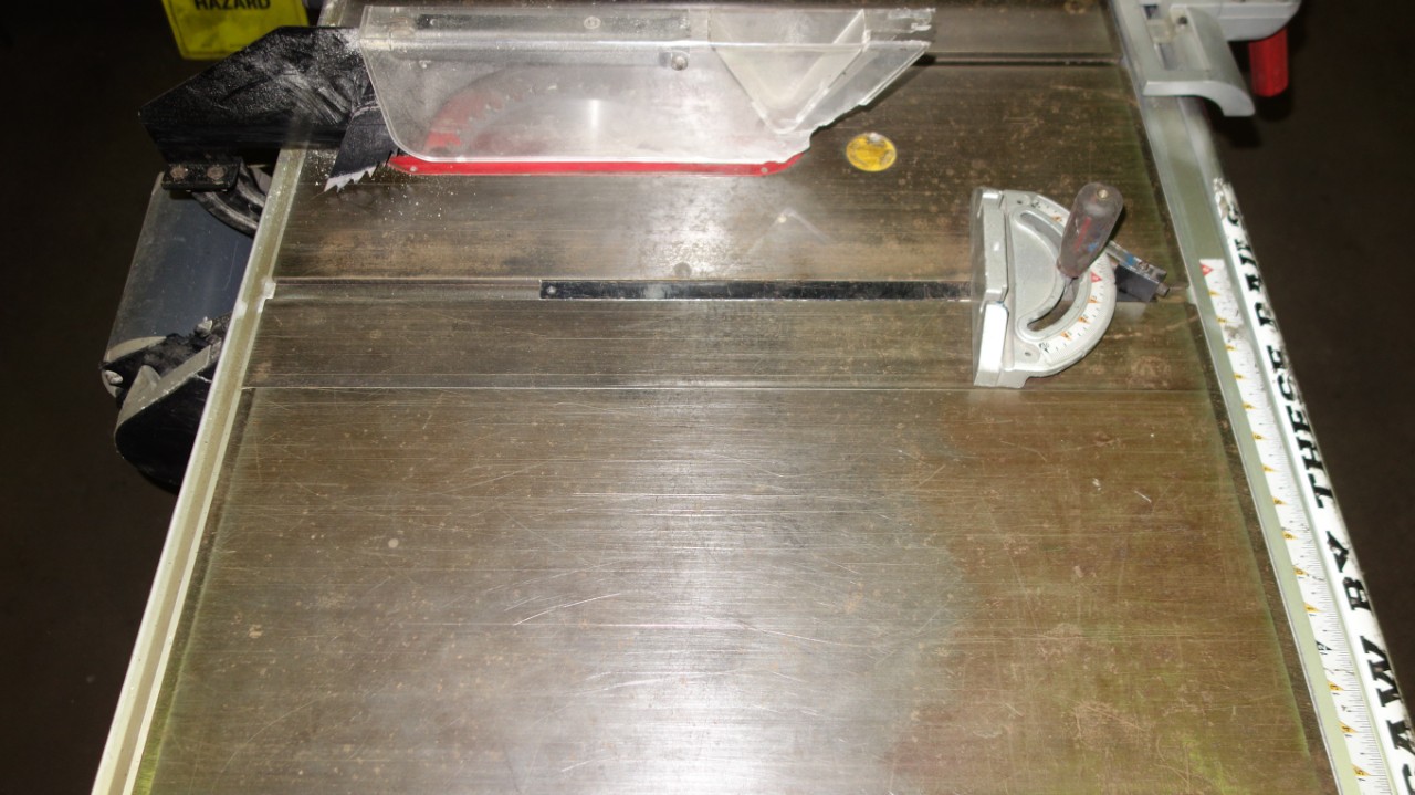 CRAFTSMAN 10 IN TABLE SAW WITH ALIGN A RIP XRC