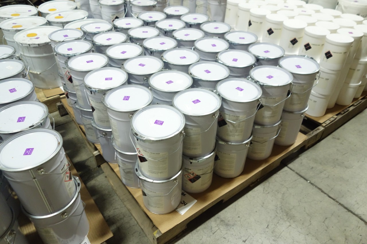 7 PALLETS OF VON ROLL EPOXY IMPREGNATING RESIN AND VARNISHES For Sale ...