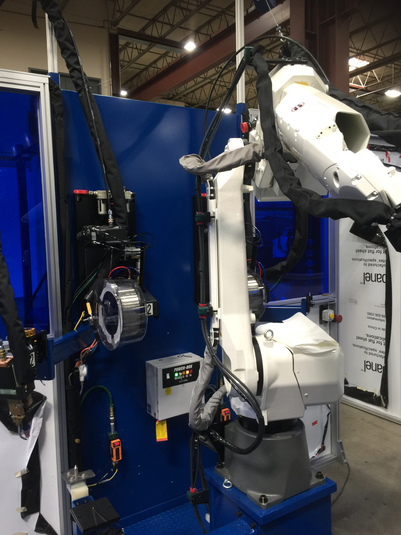 Wolf Robotics TIG Welding Robot with Skyhook For Sale | Aucto