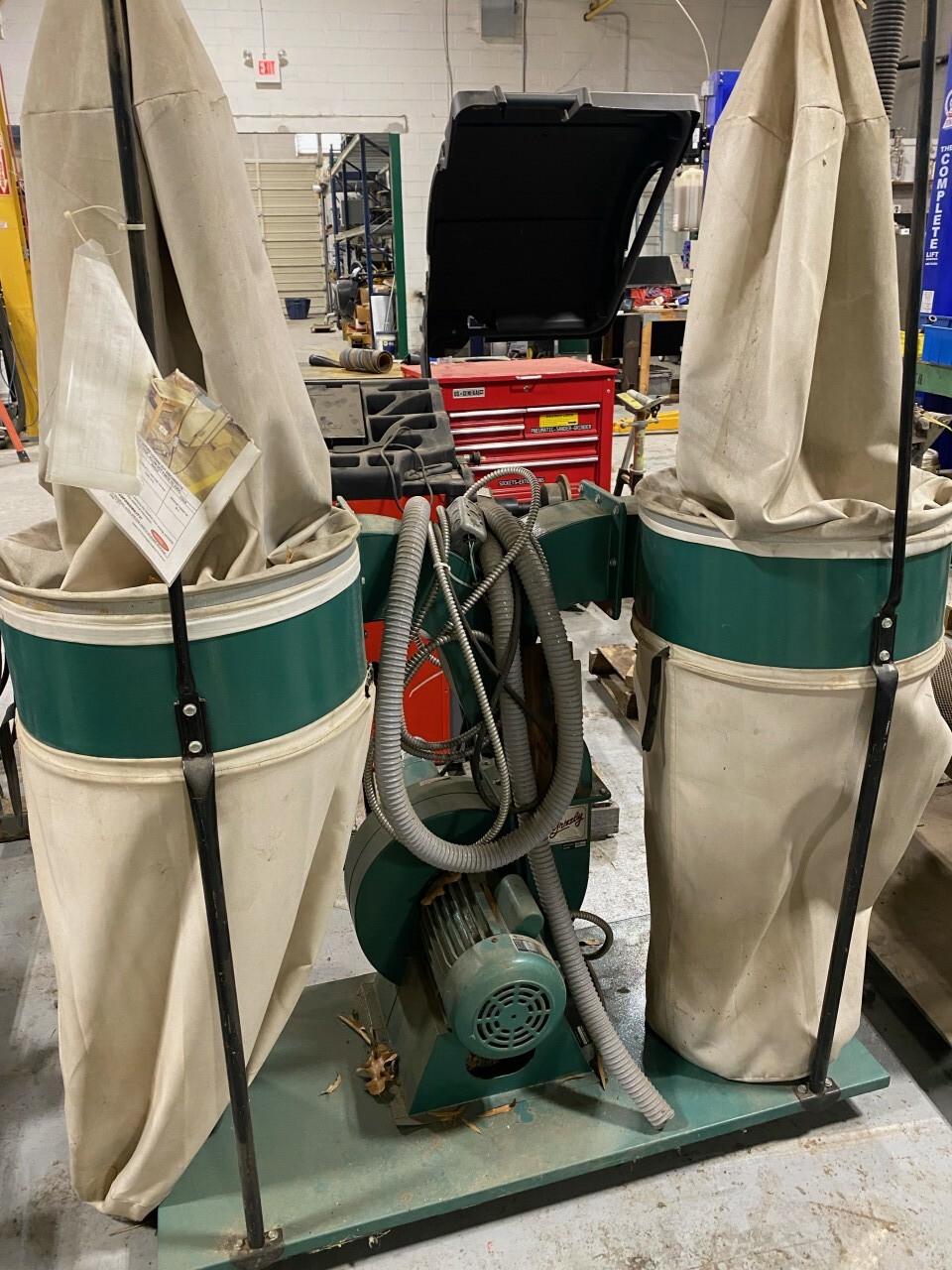grizzly-dust-collector-for-sale-aucto