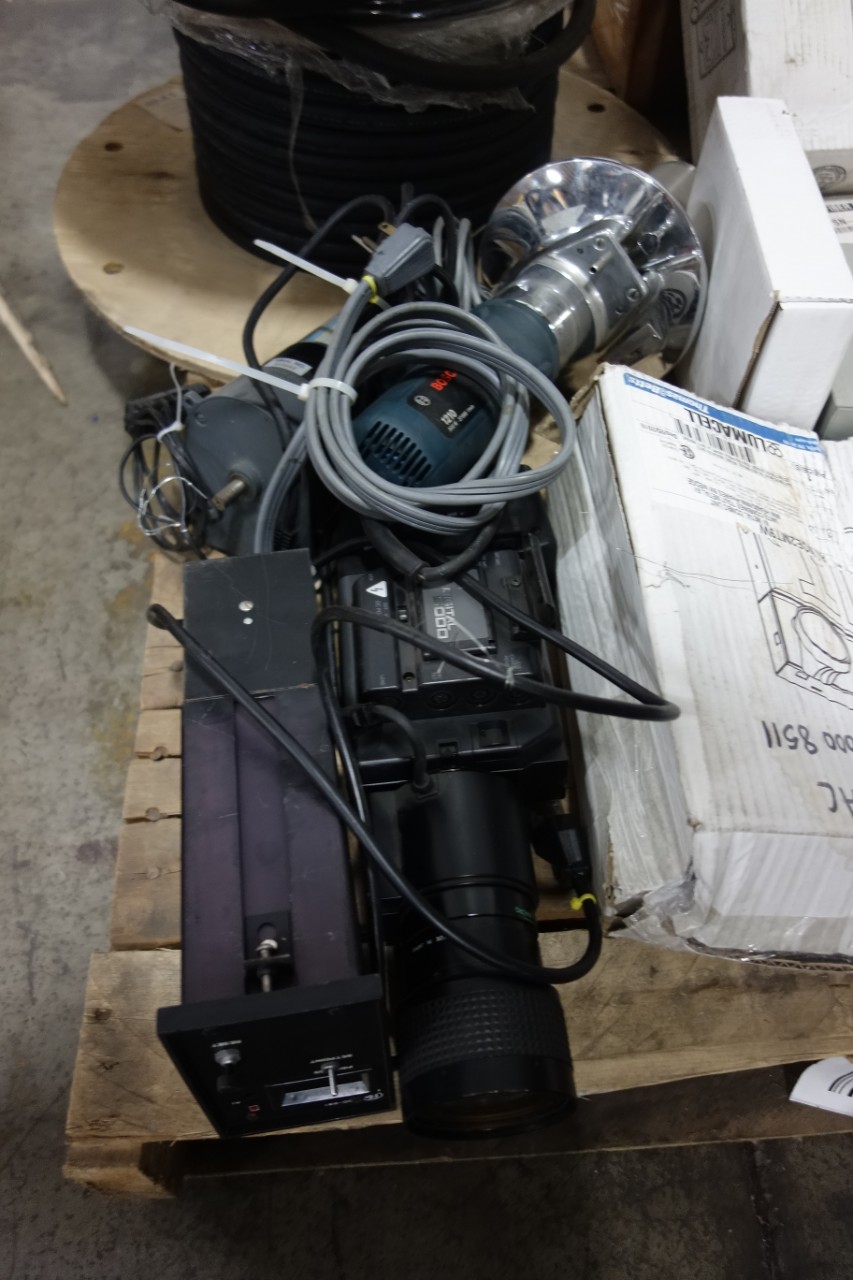 3 PALLETS OF ASSORTED ELECTRICAL For Sale | Aucto