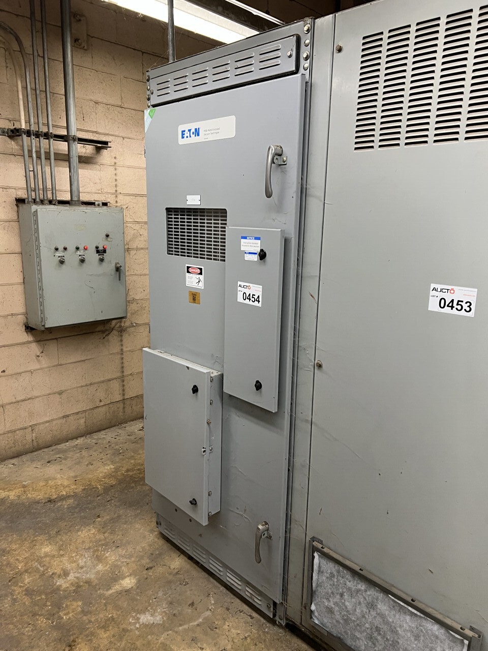 Eaton VCP Vacuum Breaker & Switchgear For Sale | Aucto