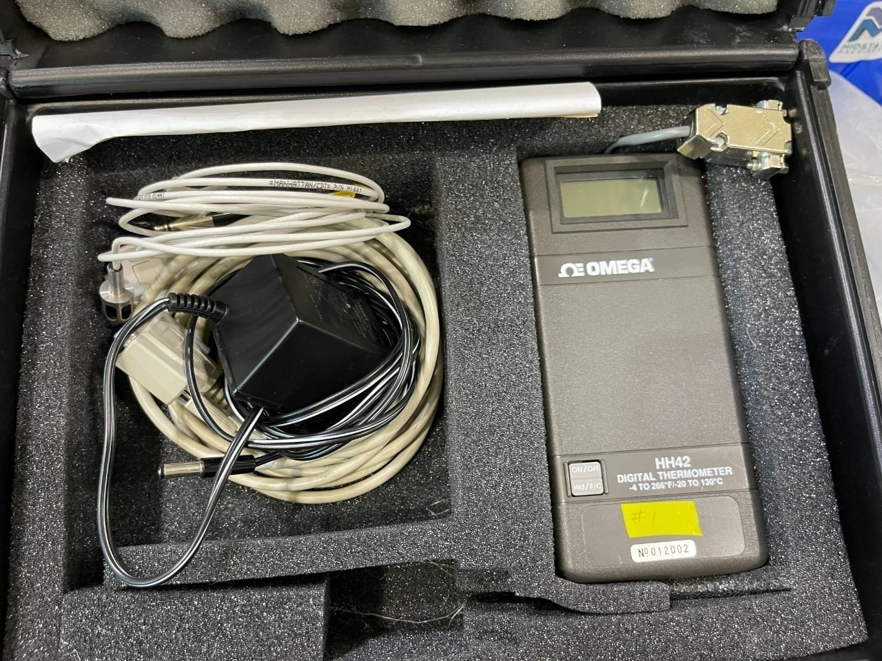 Omega HH42 Digital Thermometer For Sale | Aucto