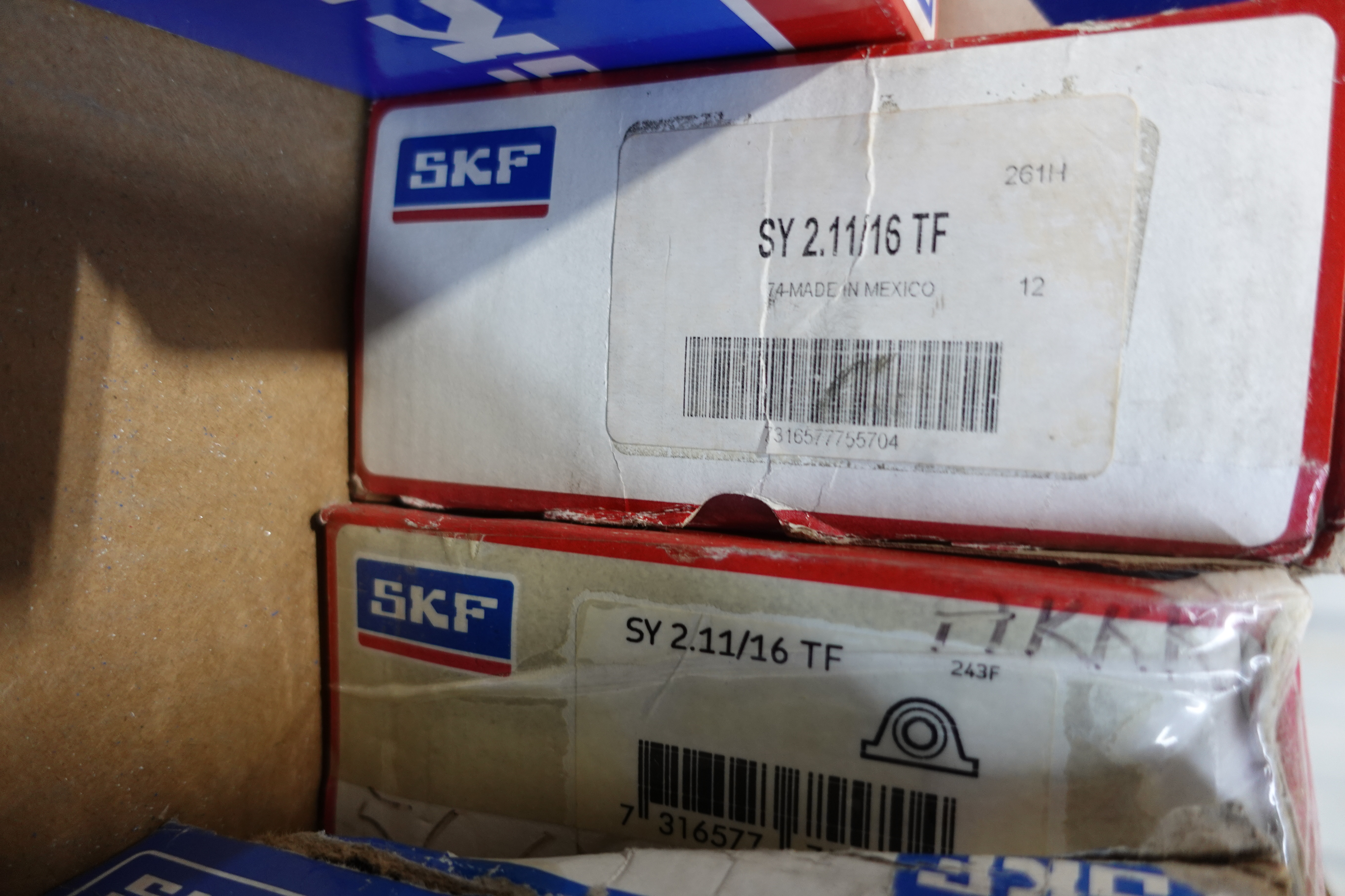 SKU 1739632 - PALLET OF ASSORTED SKF BEARINGS AND BEARING ACCESSORIES ...