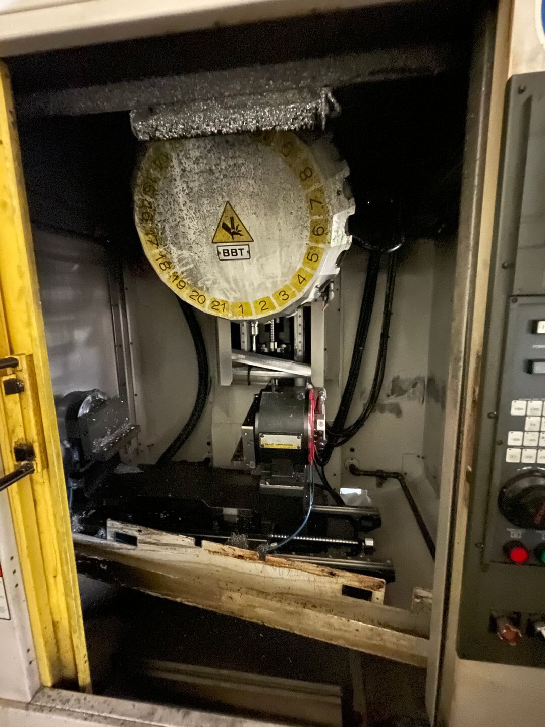 2014 Fanuc Robodrill D21M iA5 CNC Mill