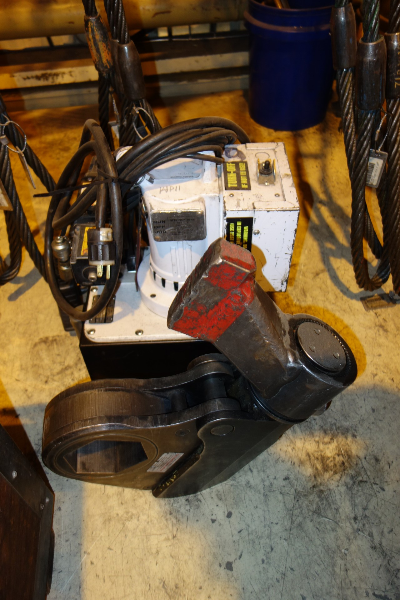 Lot of 2 Hytorc SST10 Hydraulic Pump Torque Wrench with Heads