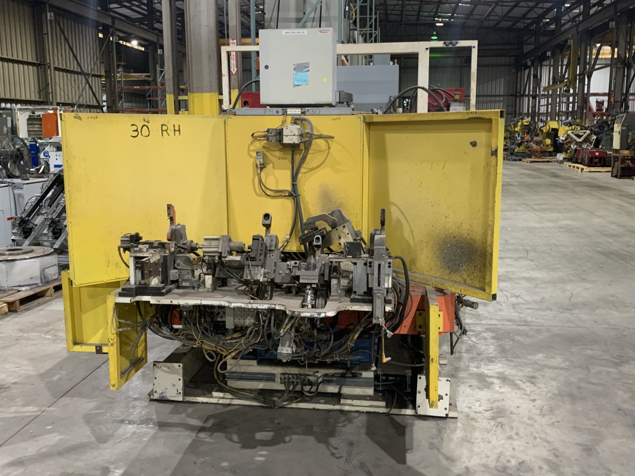 DUAL WELDING CELL W/ 100IB FANUC ROBOTS AND RJ3IB CONTROLLERS