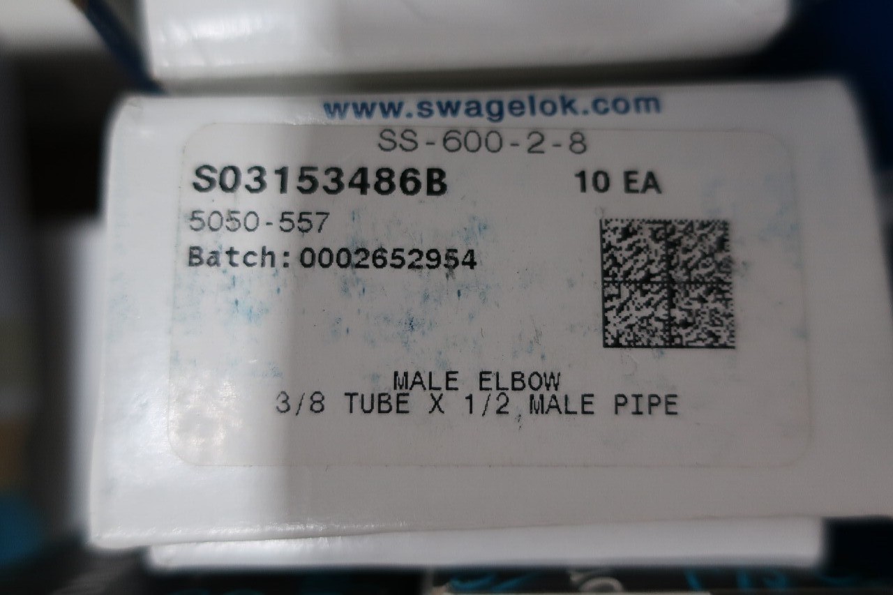 LOT OF ASSORTED SWAGELOK FITTINGS For Sale | Aucto