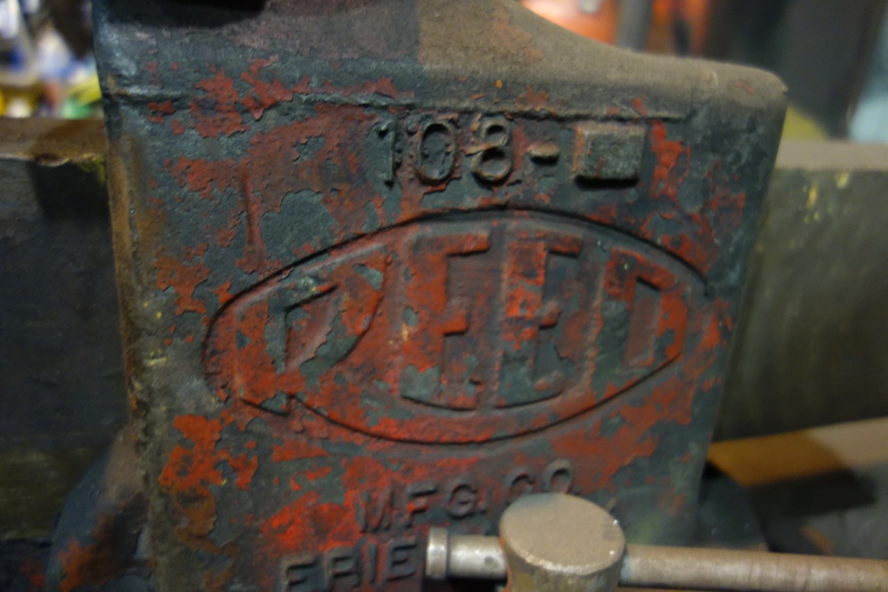 REED 108-S TABLE VICE