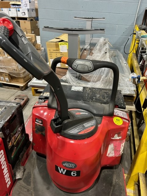 2007 Raymond 8400 Pallet Lift For Sale | Aucto