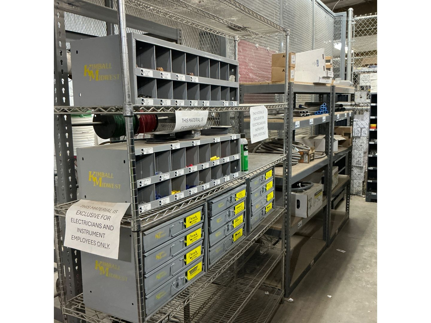 BULK QTY OF INDUSTRIAL FASTENERS For Sale | Aucto