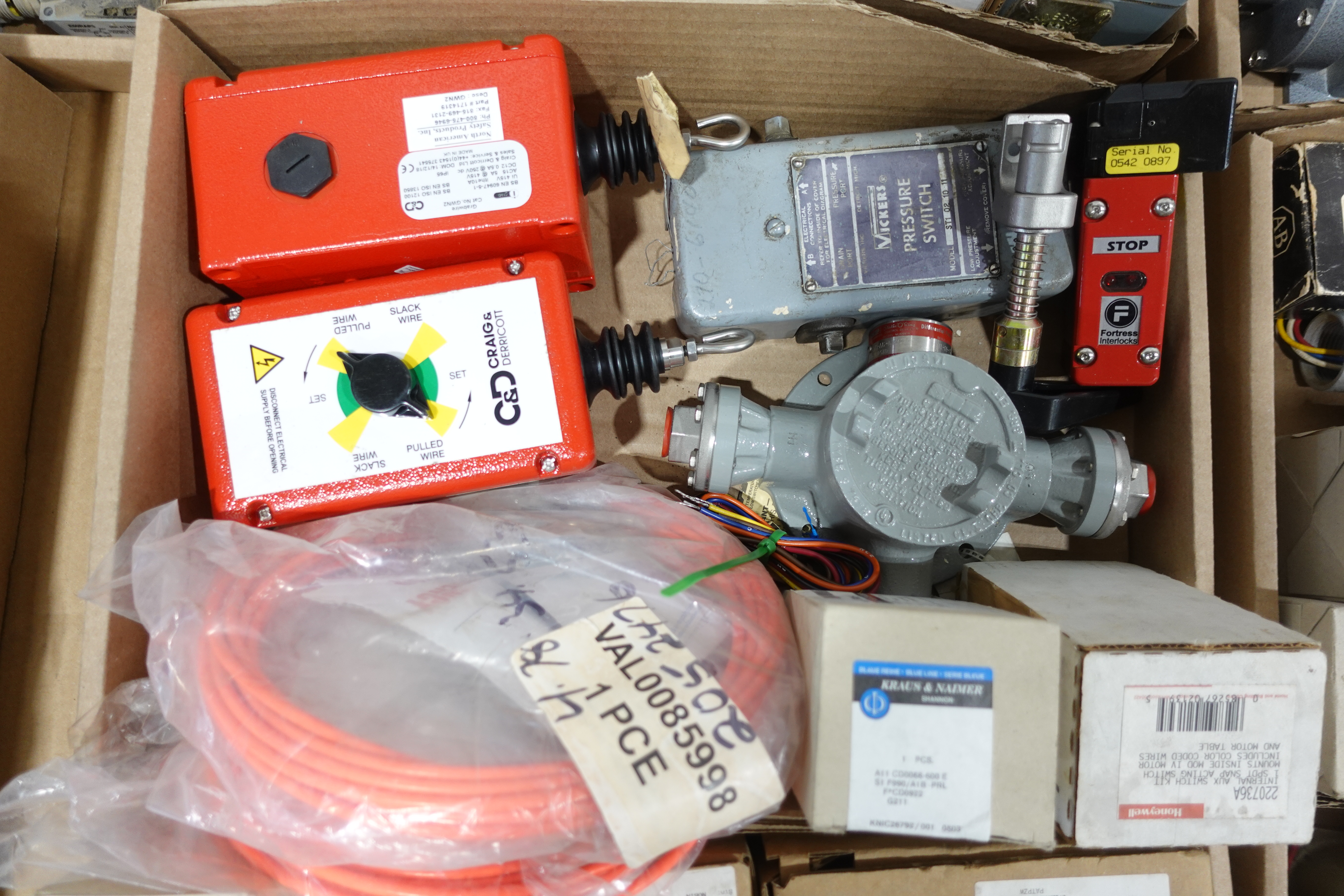 SKU 1726935 - 2 PALLETS OF FLOAT, LIMIT, AND PRESSURE SWITCHES For Sale ...