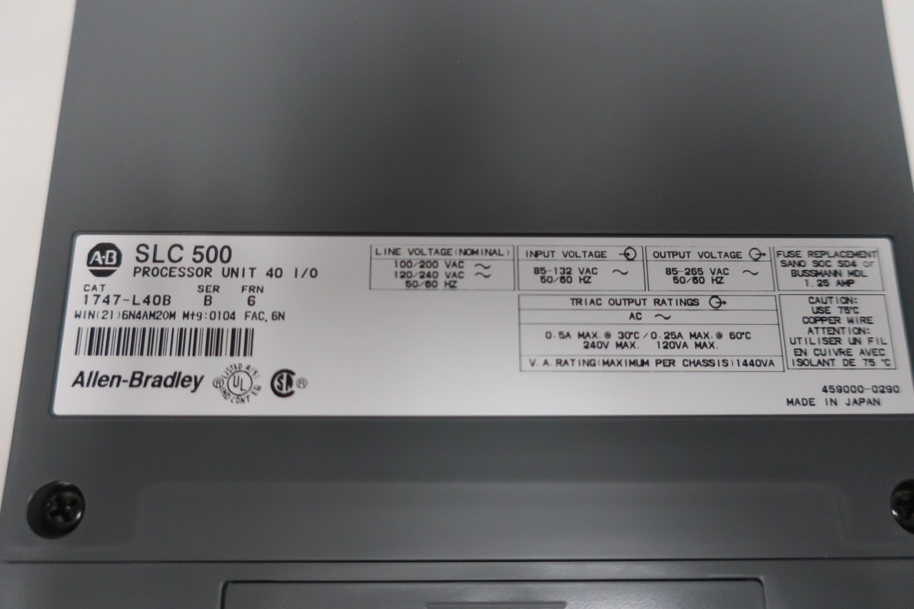 ALLEN BRADLEY 1747-L40B SLC 500 I/O SER B PROCESSOR MODULE