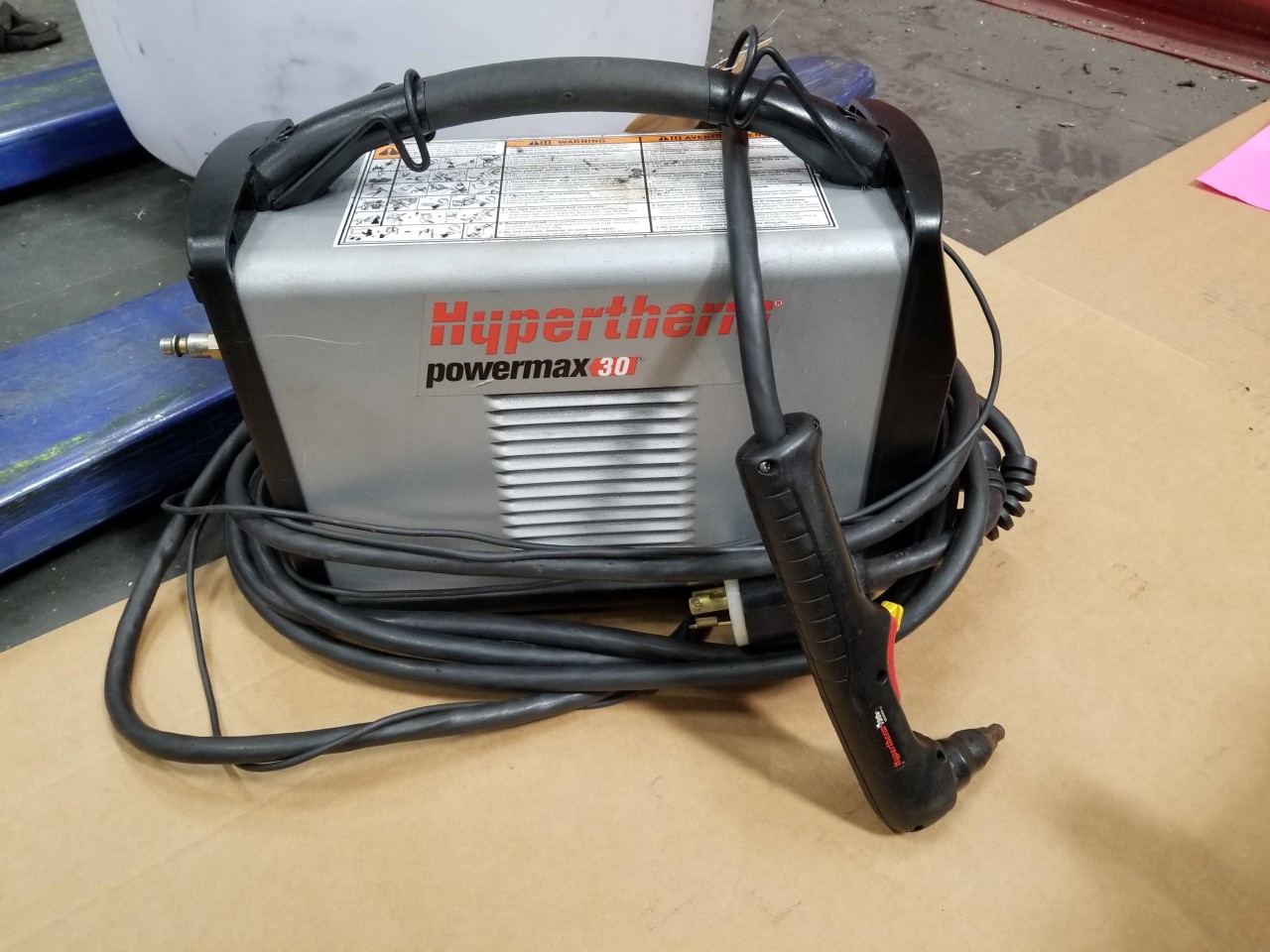 HYPERTHERM POWERMAX 30 PLASMA CUTTER