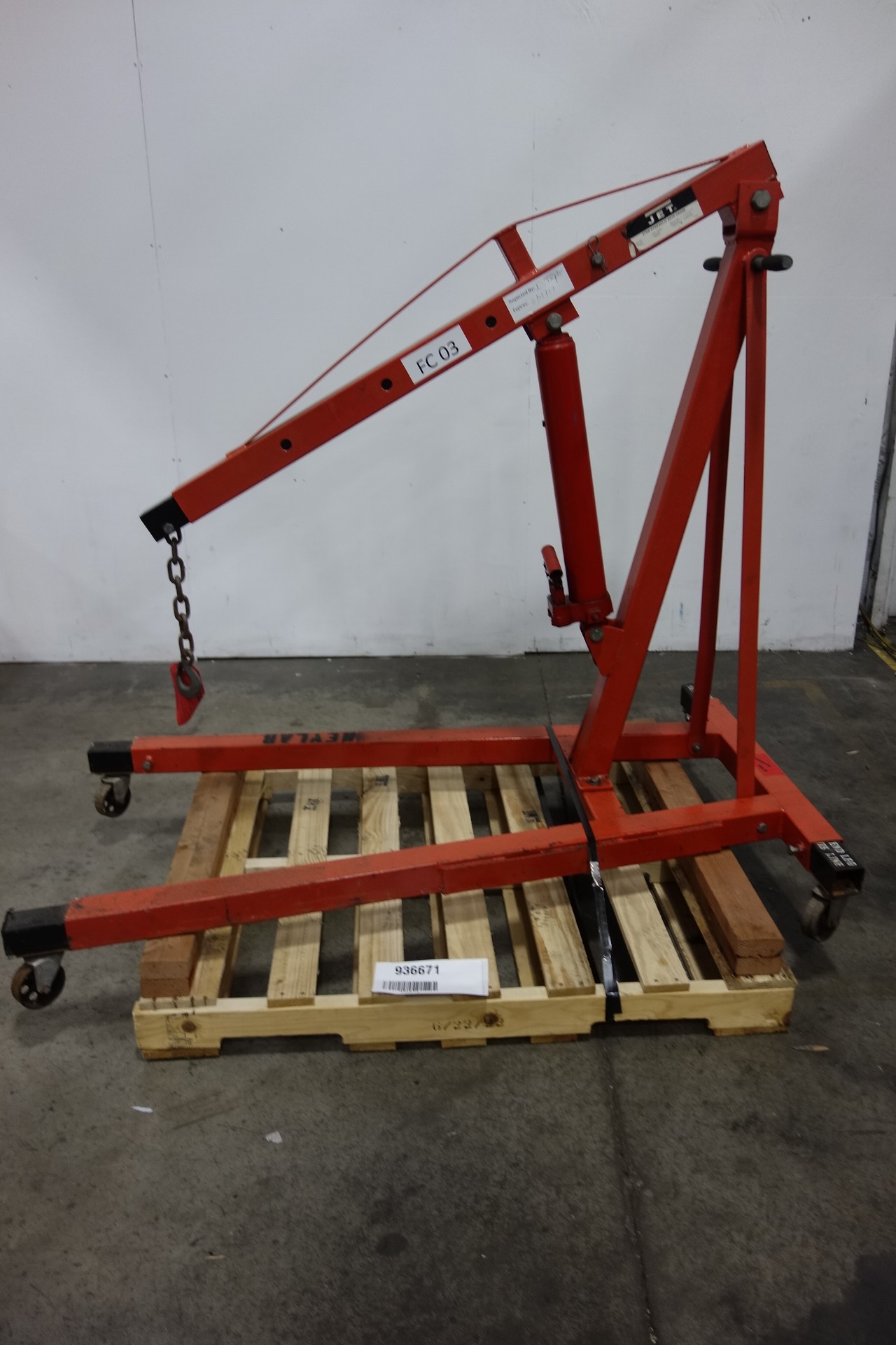 JET 2 TON HYDRAULIC SHOP CRANE For Sale | Aucto