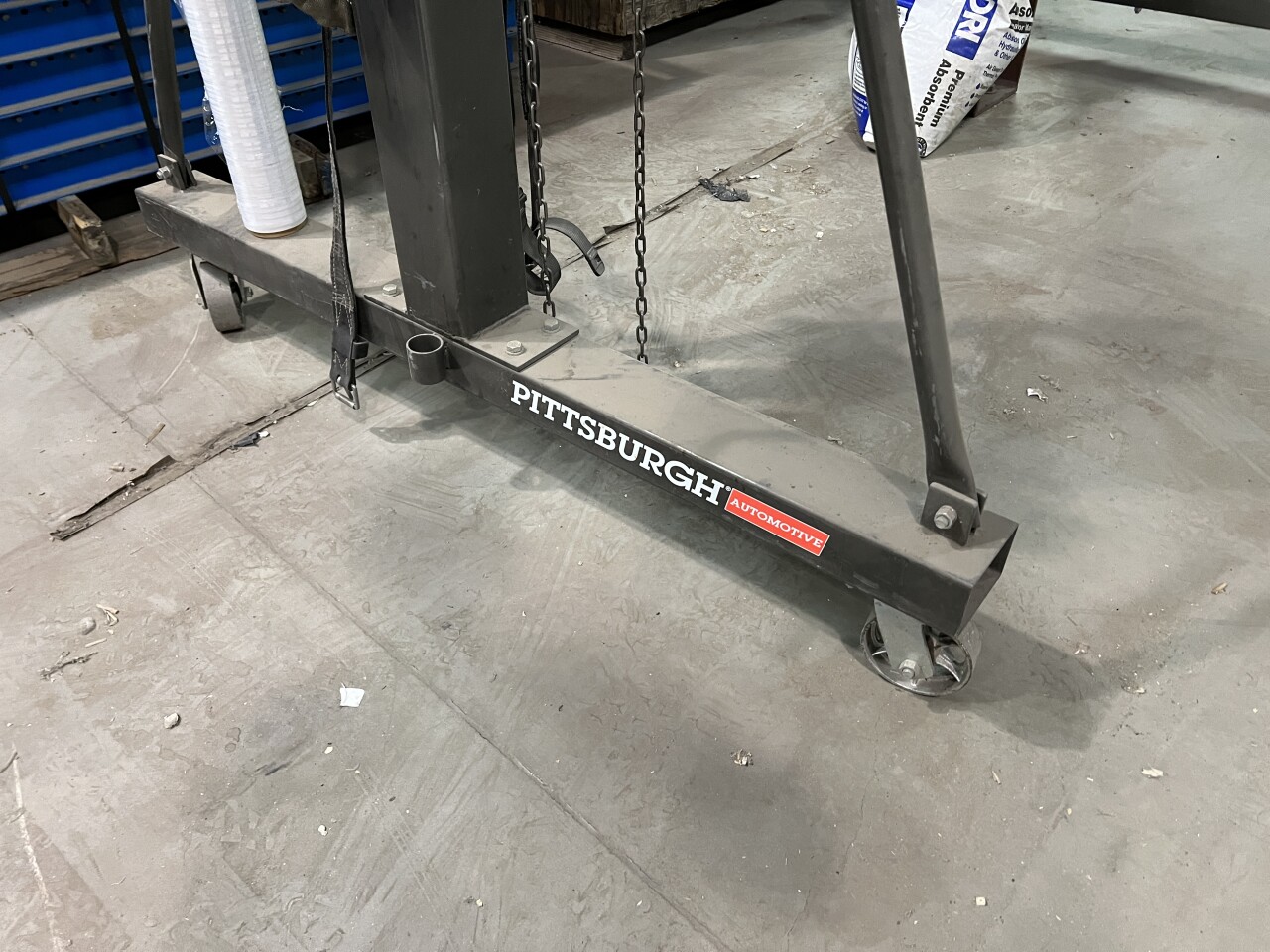 PITTSBURGH 1 TON TELESCOPING GANTRY CRANE (NEW MEXICO)