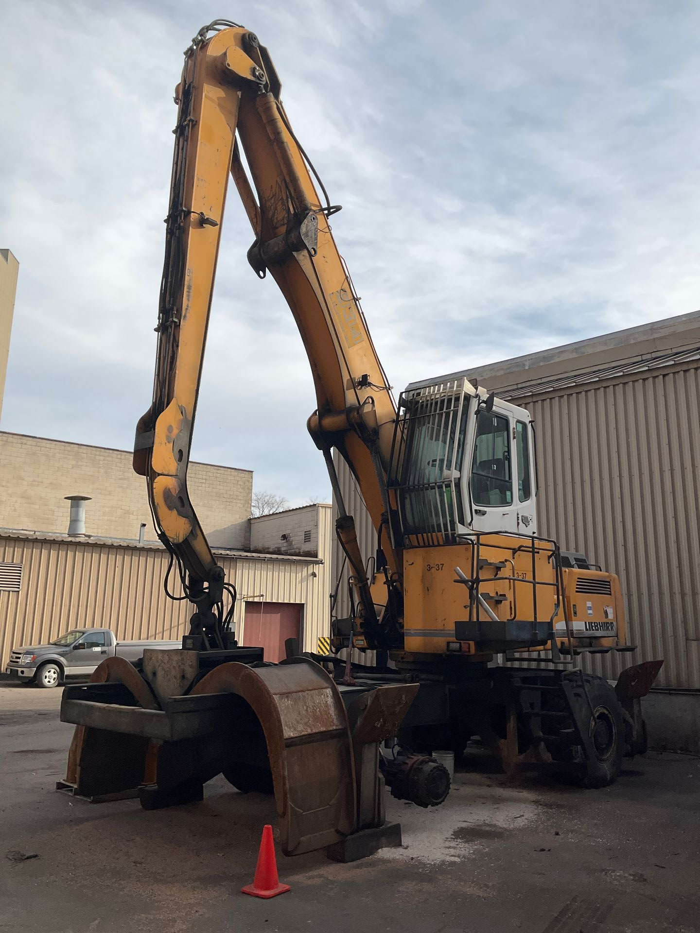 LIEBHERR A934 LITRONIC MOBILE MATERIAL HANDLER