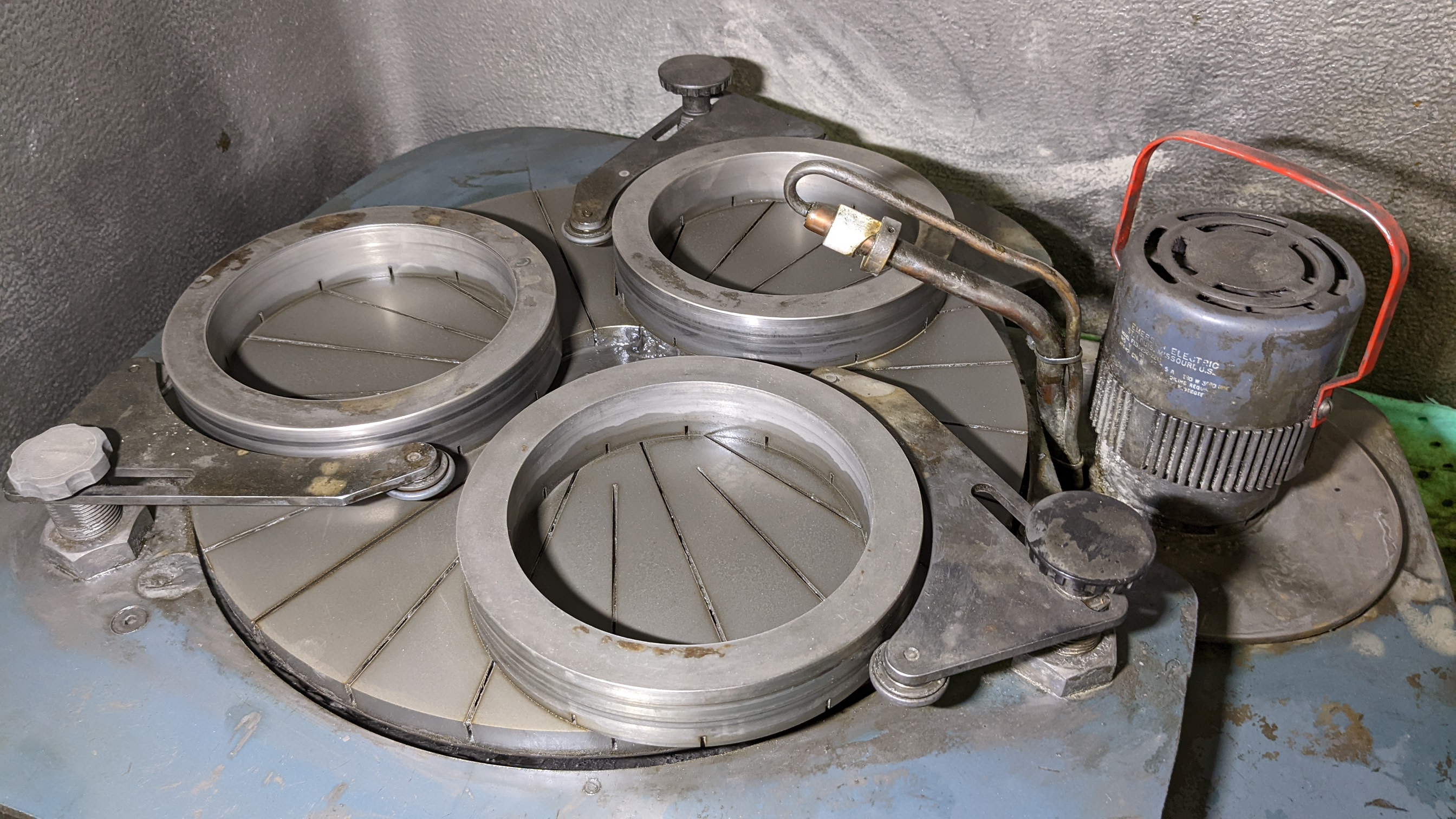 LAPMASTER LAPPING MACHINE