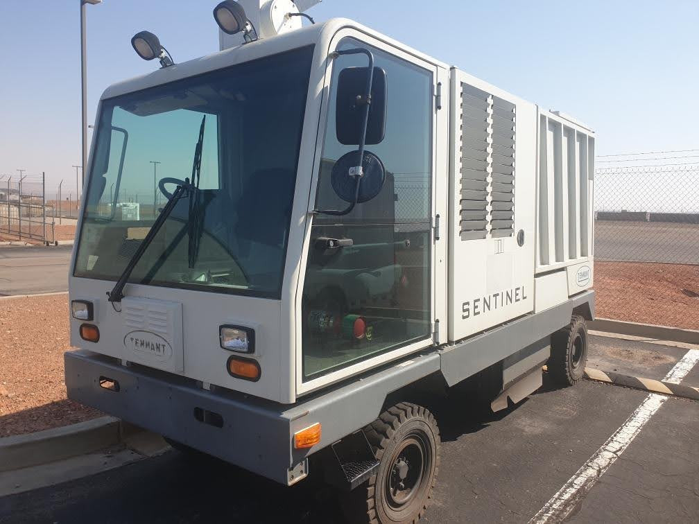 2014 Tennant Sentinel Street Sweeper