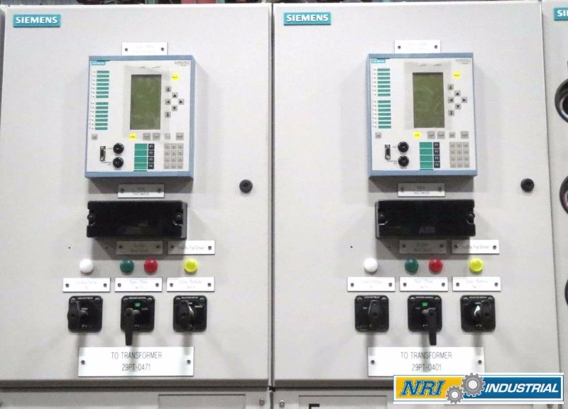 SIEMENS 8DA10 3AH49 GAS INSULATED 38KV-AC MEDIUM VOLTAGE SWITCHGEAR