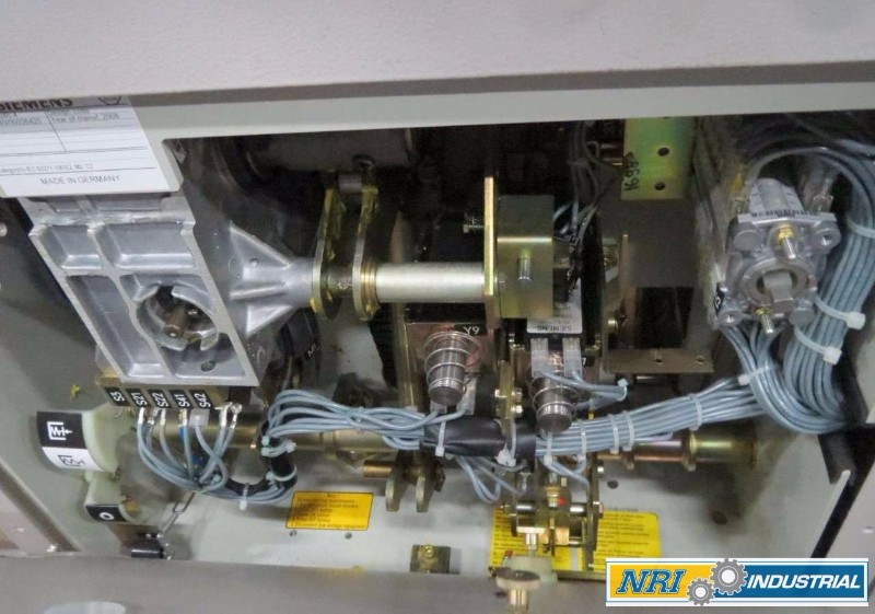 SIEMENS 8DA10 3AH49 GAS INSULATED 38KV-AC MEDIUM VOLTAGE SWITCHGEAR