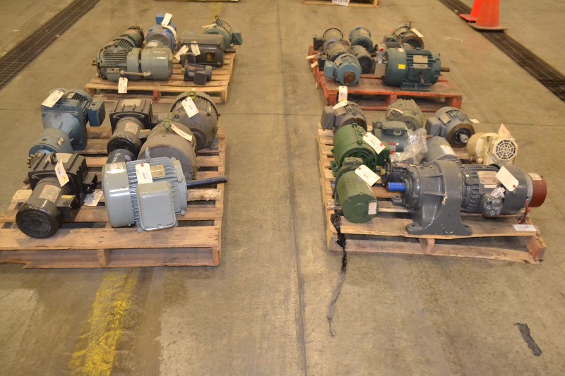 4 PALLETS OF ASSORTED AC / DC MOTORS AND GEAR REDUCERS SEW RELIANCE ALLEN BRADLEY