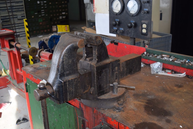 RIGID 60FCPN 6 IN JAW 12 IN OPEN TABLE BENCH VICE For Sale | Aucto