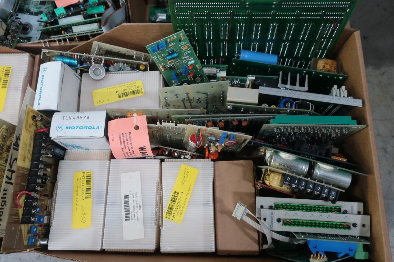 2 PALLETS OF ASSORTED PCB CIRCUIT BOARDS For Sale | Aucto