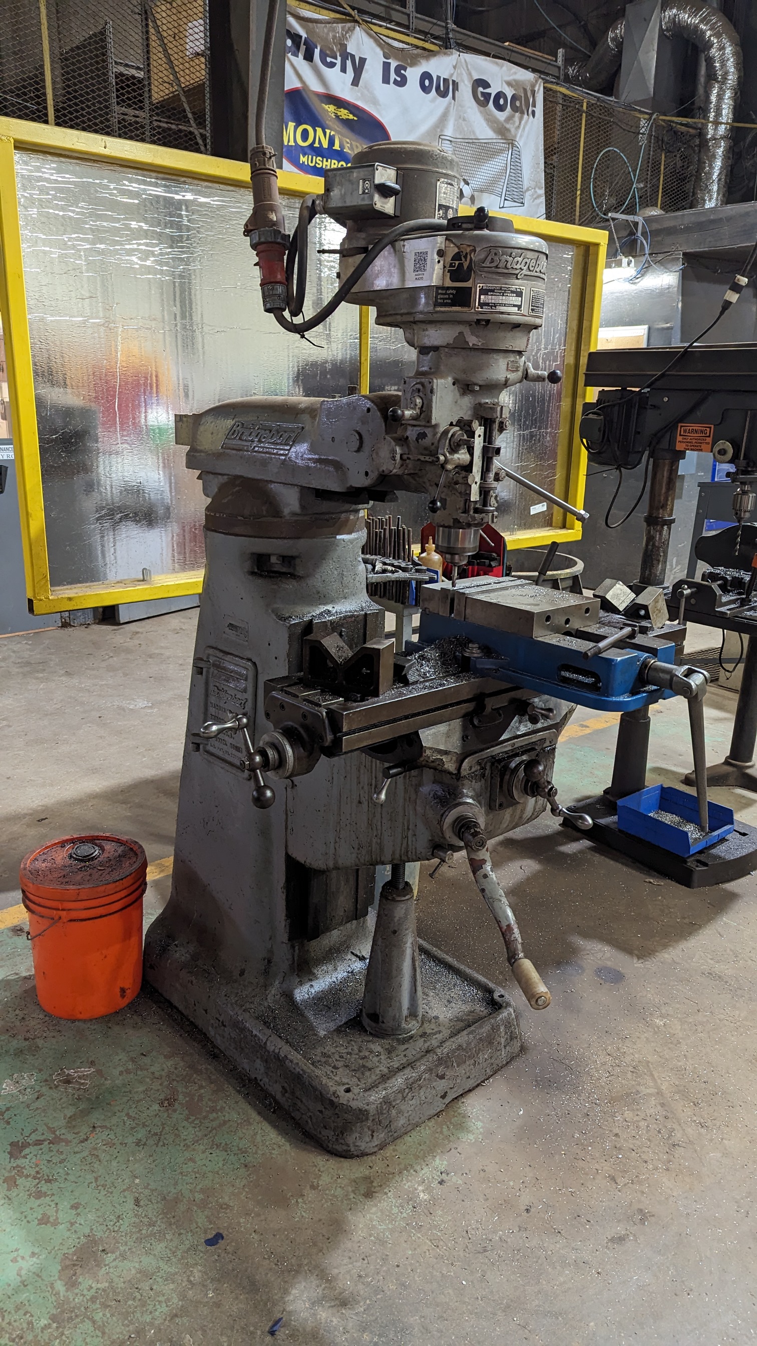 BRIDGEPORT 27454 MILLING MACHINE