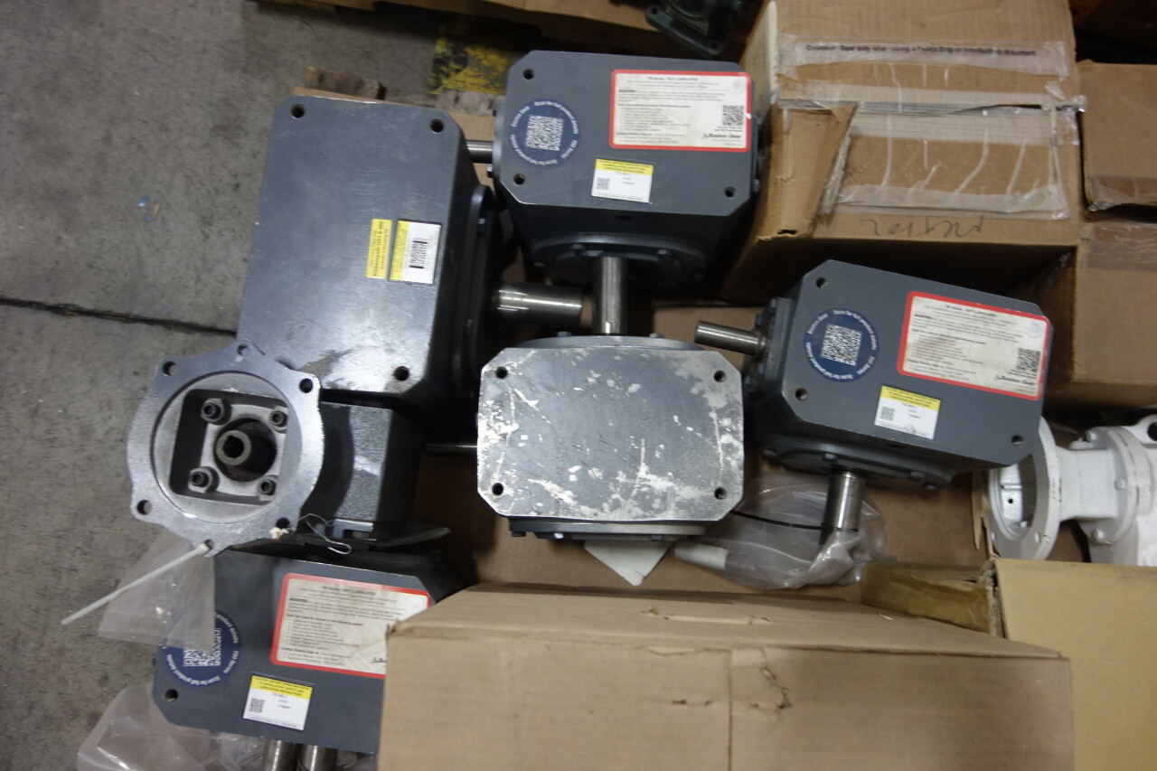 2 PALLETS OF ASSORTED GEAR REDUCERS PARTS AND ACCESSORIES