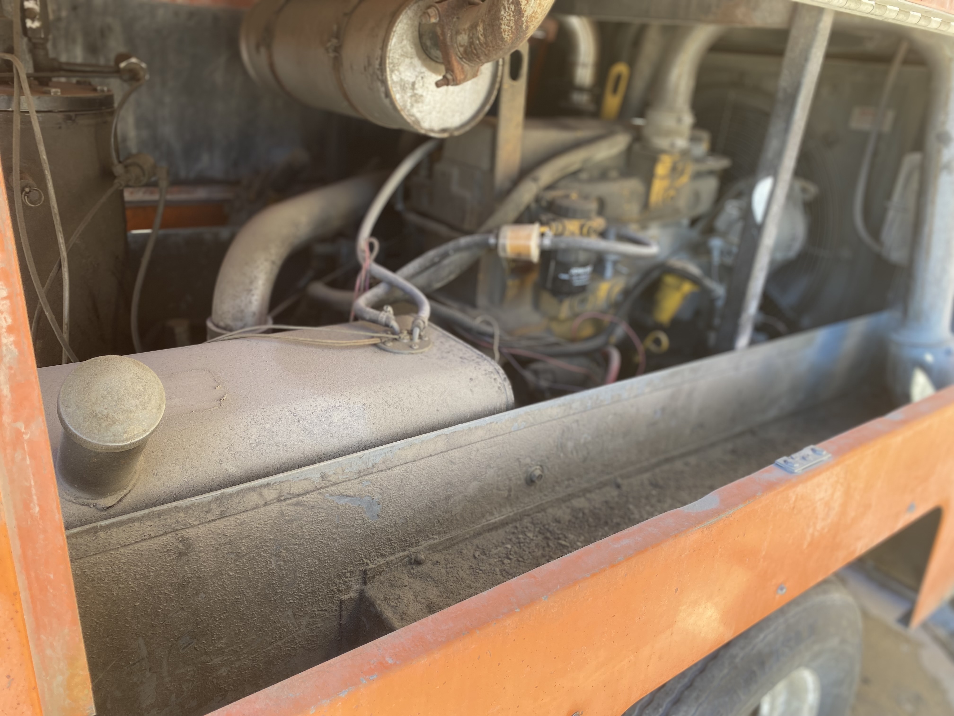 SULLIVAN PALATEK D185Q PORTABLE AIR COMPRESSOR