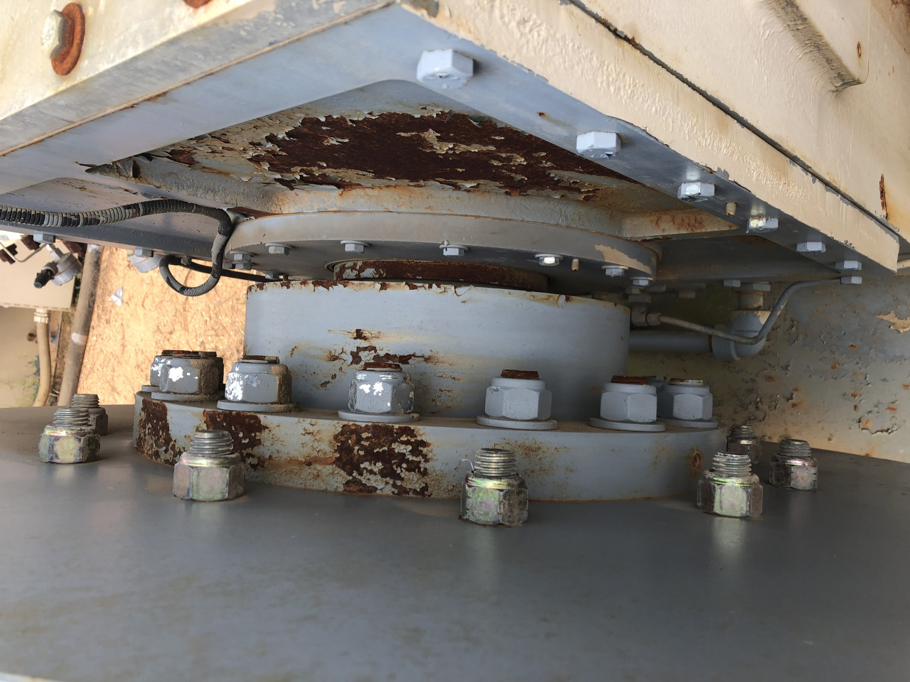 SURPLUS ARIEL JGZ/4 NATURAL GAS COMPRESSOR FRAMES/CYLINDERS