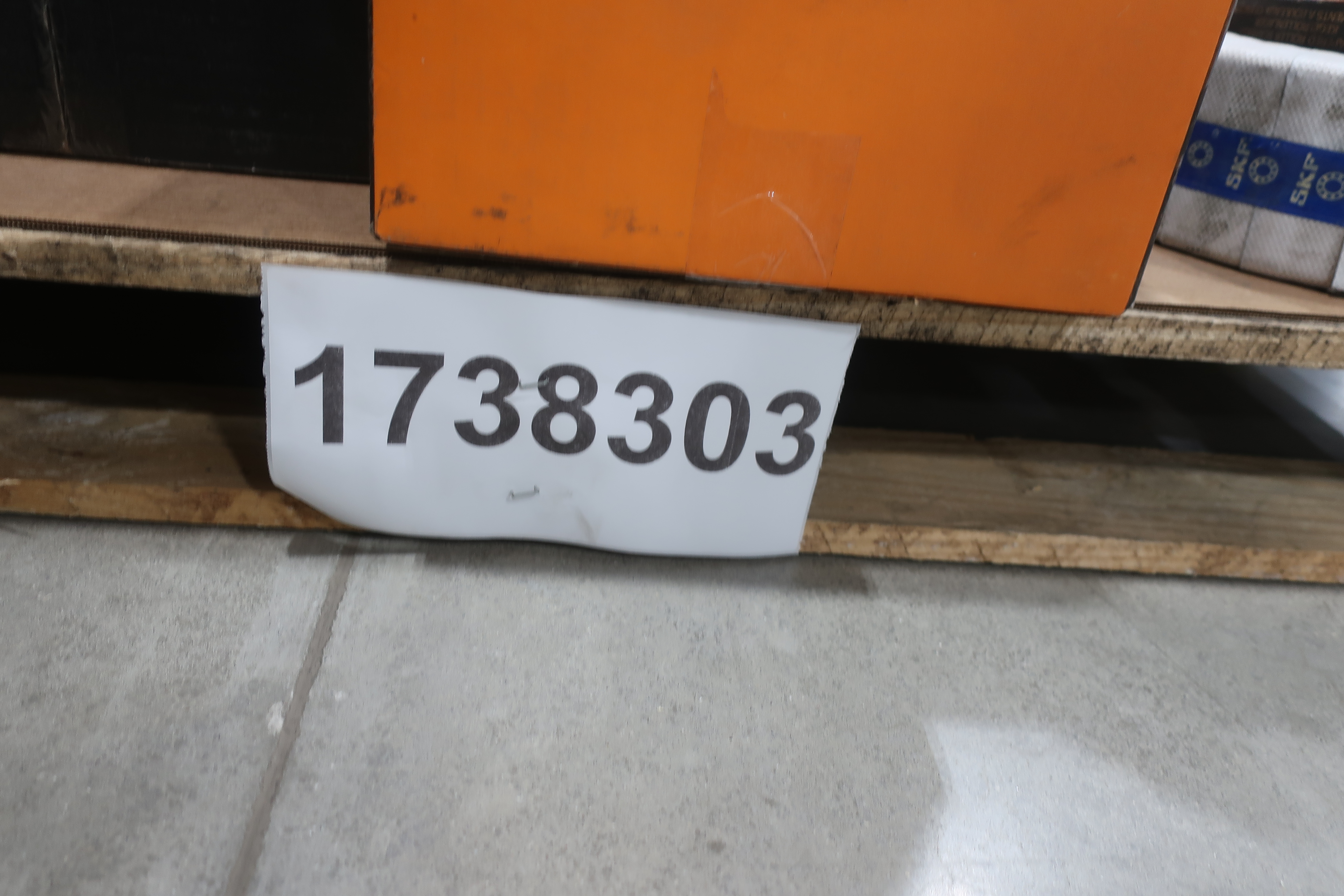 SKU 1738303 - PALLET OF ASSORTED ROLLER BEARINGS, TIMKEN, FAG, SKF, NTN ...