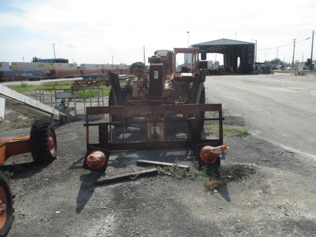 Skytrak Rough Terrain Forklift - Model B8400 For Sale | Aucto