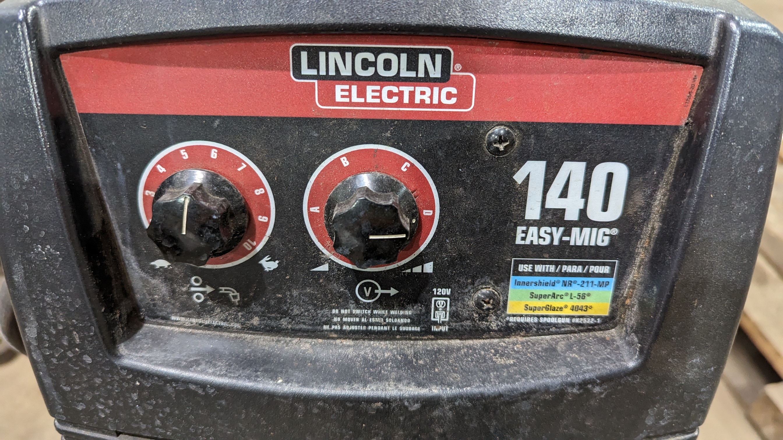Lincoln 140 Easy-MIG Welder